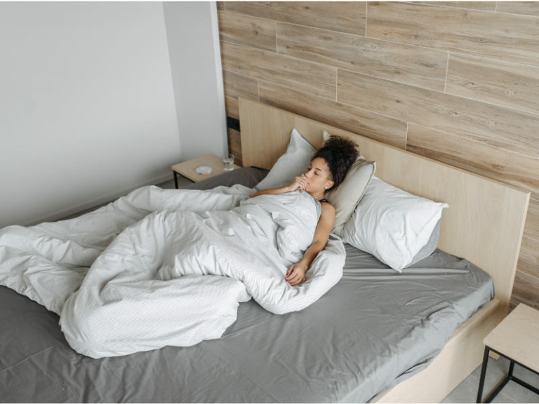 Comment utiliser un gode ? On te dit tout pour atteindre l’orgasme